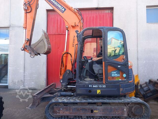 Mini bager
Doosan DX85R-3