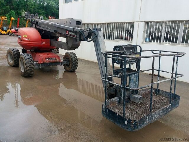 Artikulisan teleskopski bum lift
Manitou 180ATJ