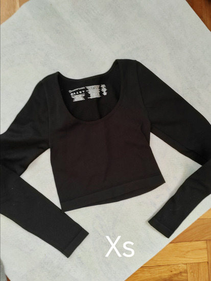 Rebrast krop XS-Primark.