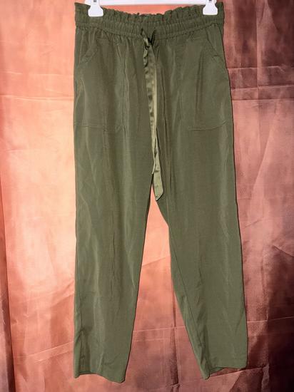 Zara maslinaste pantalone