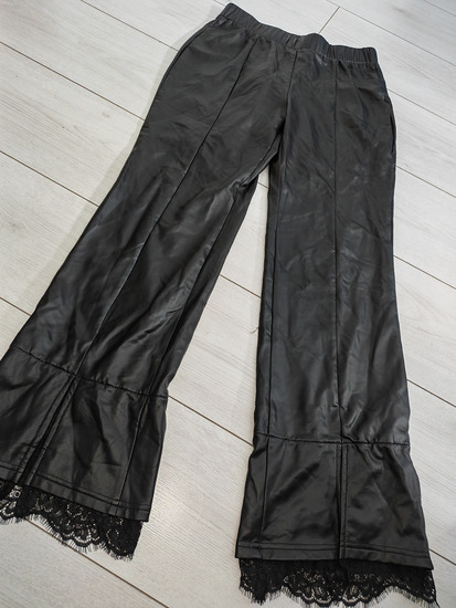 Nove kožne pantalone L