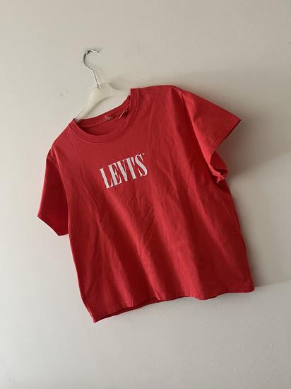 Levi’s koralno crvena boxy punija majica