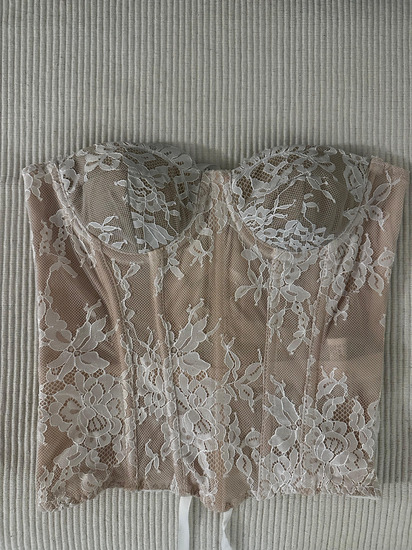 Korset cipka