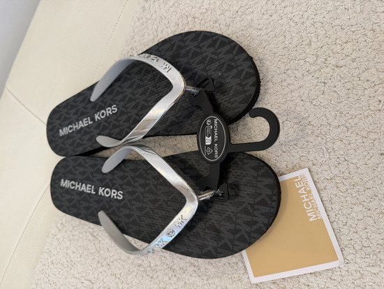 Micahel kors japanke nove 38/39