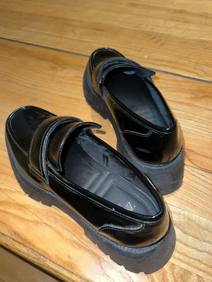 Zara mokasine broj 41