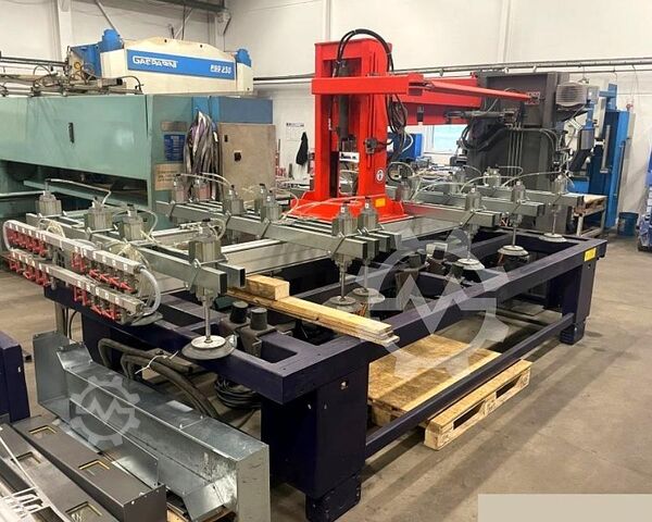 Automatizacija za lasersku mašinu za sečenje
Bystronic Byloader 4020