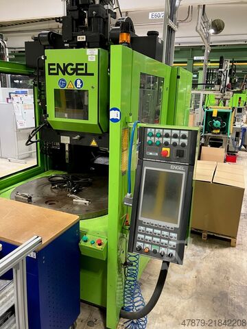 Mašina za brizganje plastike
ENGEL INSERT 200V/60