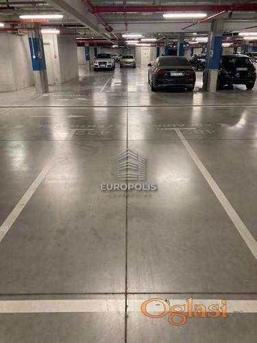Garažno mesto u Beogradu na Vodi, Hercegovačka, Savski Venac ID#9420