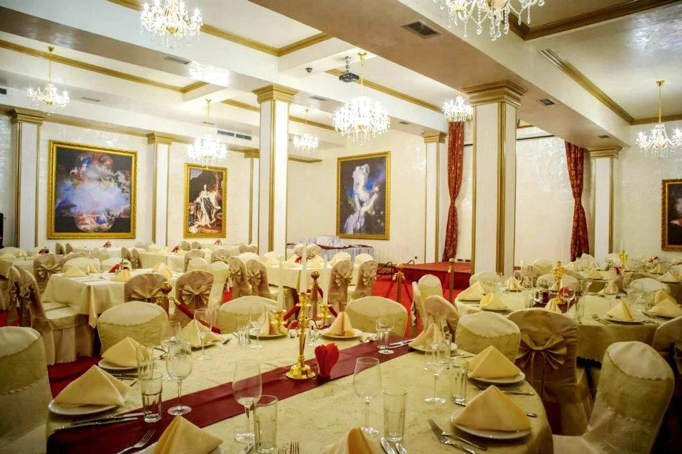 PREMIER PREZIDENT HOTEL