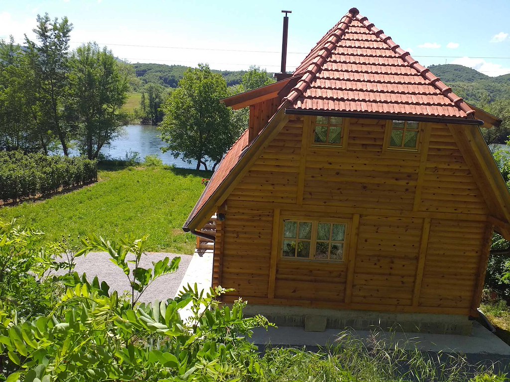 DRINSKA TIŠINA