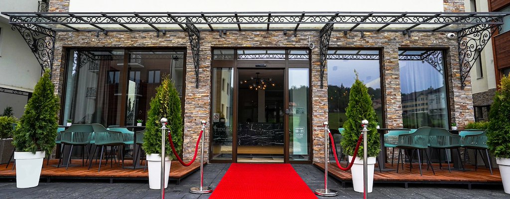 ALL SEASONS RESIDENCE