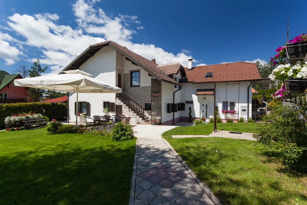 VILA ALEKSANDRA