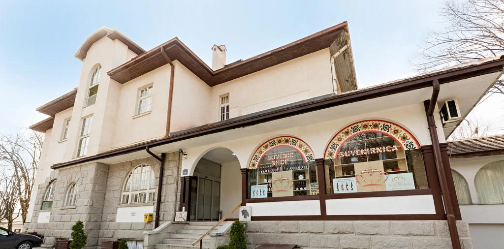 HOTEL OPLENAC