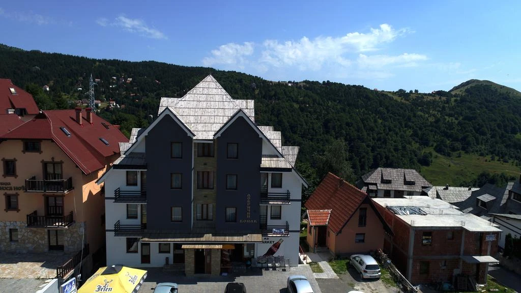 APARTMANI DOBRIČIN KONAK