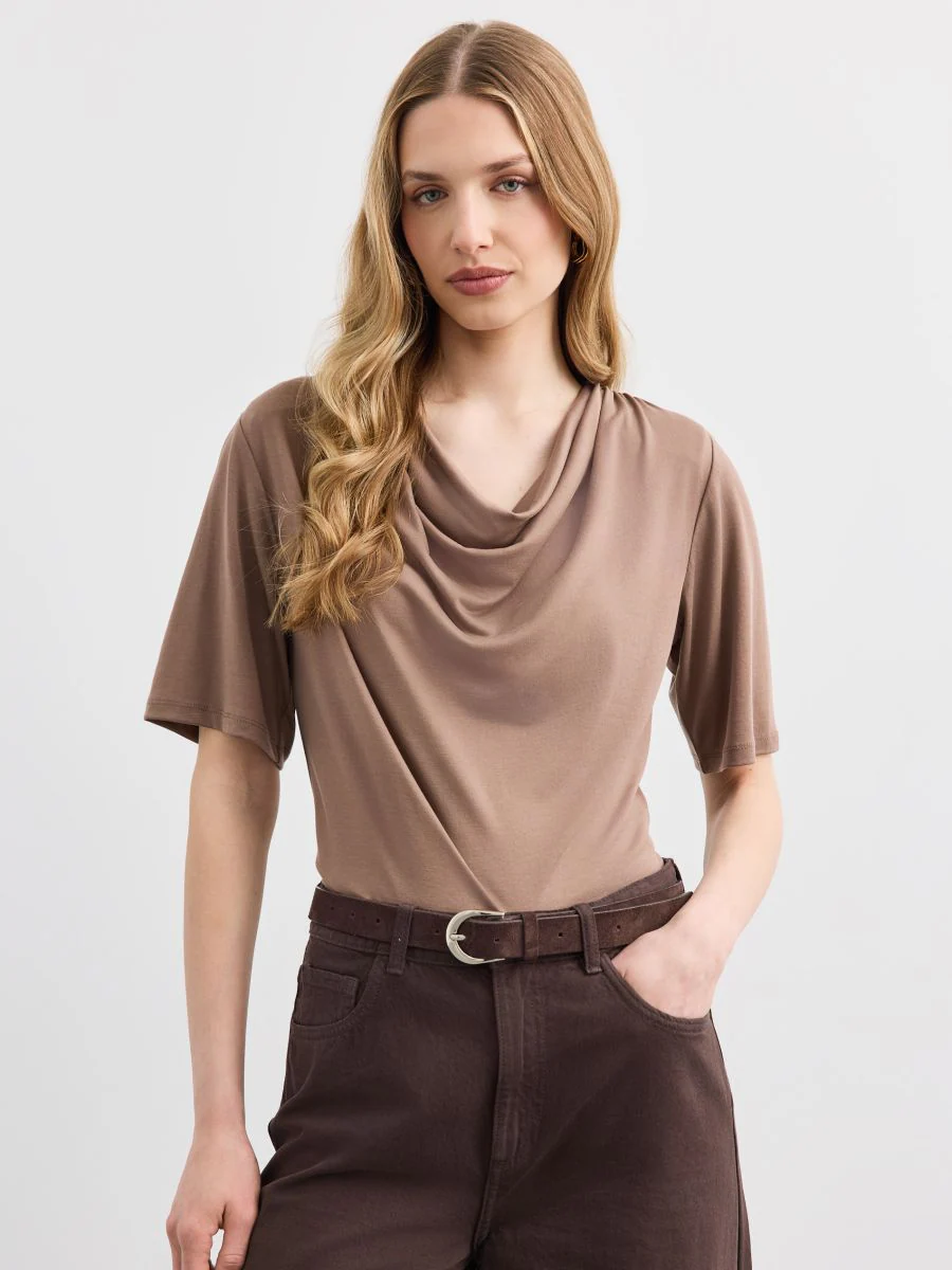 Nabrana bluza