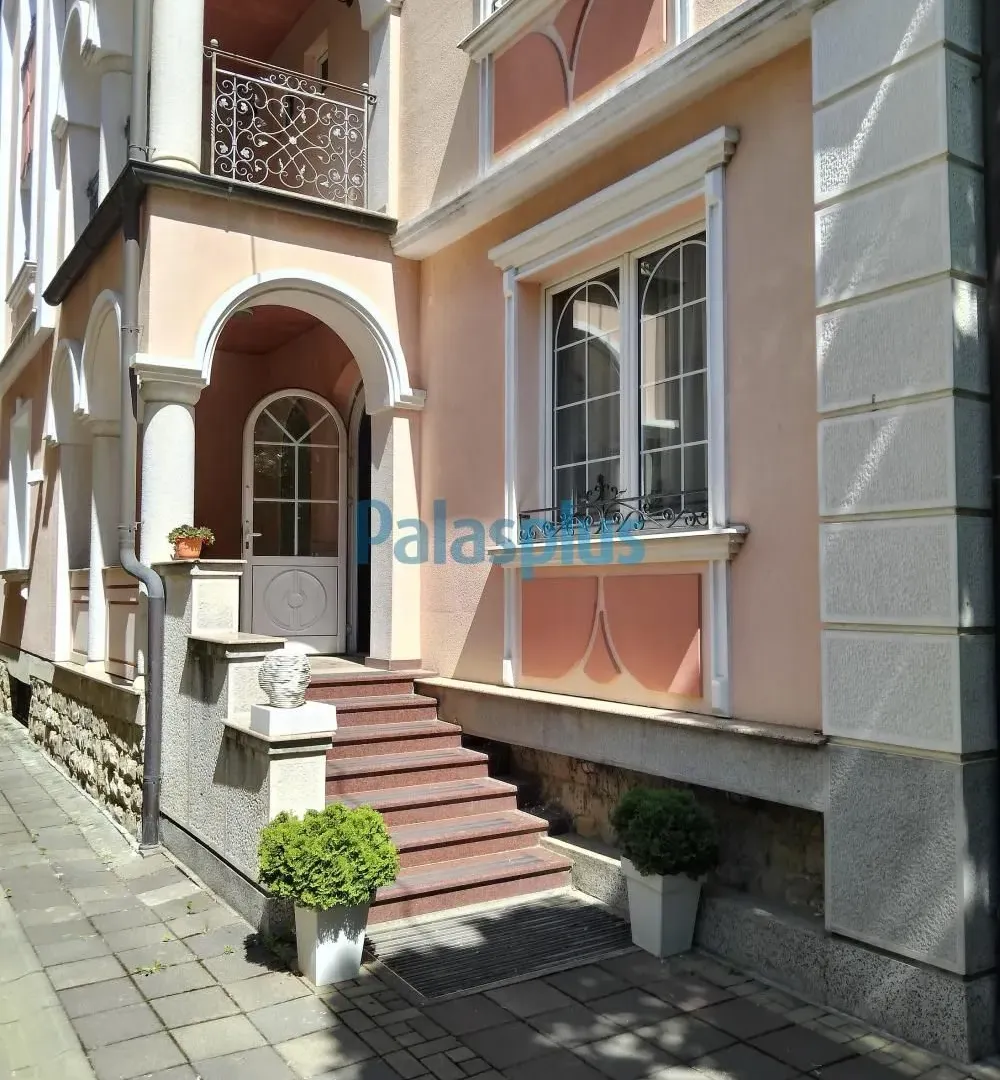 Prodaja, ugostiteljski objekat, 589m², Centar, Kragujevac