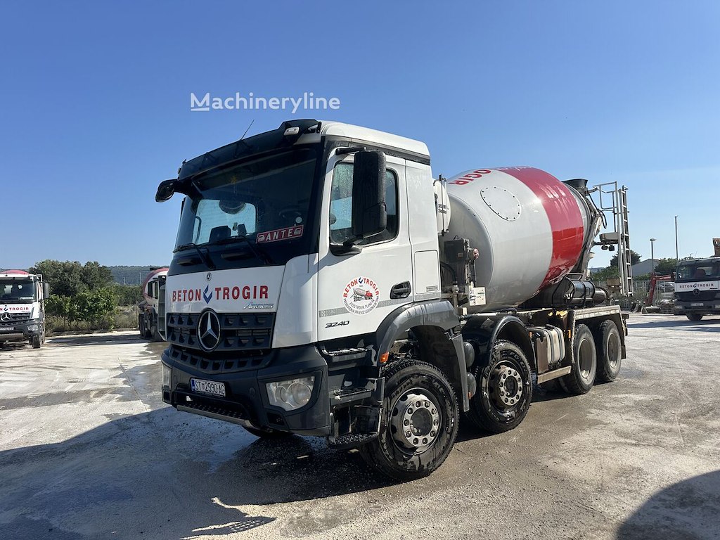 Mercedes-Benz Arocs 3240 kamion s mešalicom za beton