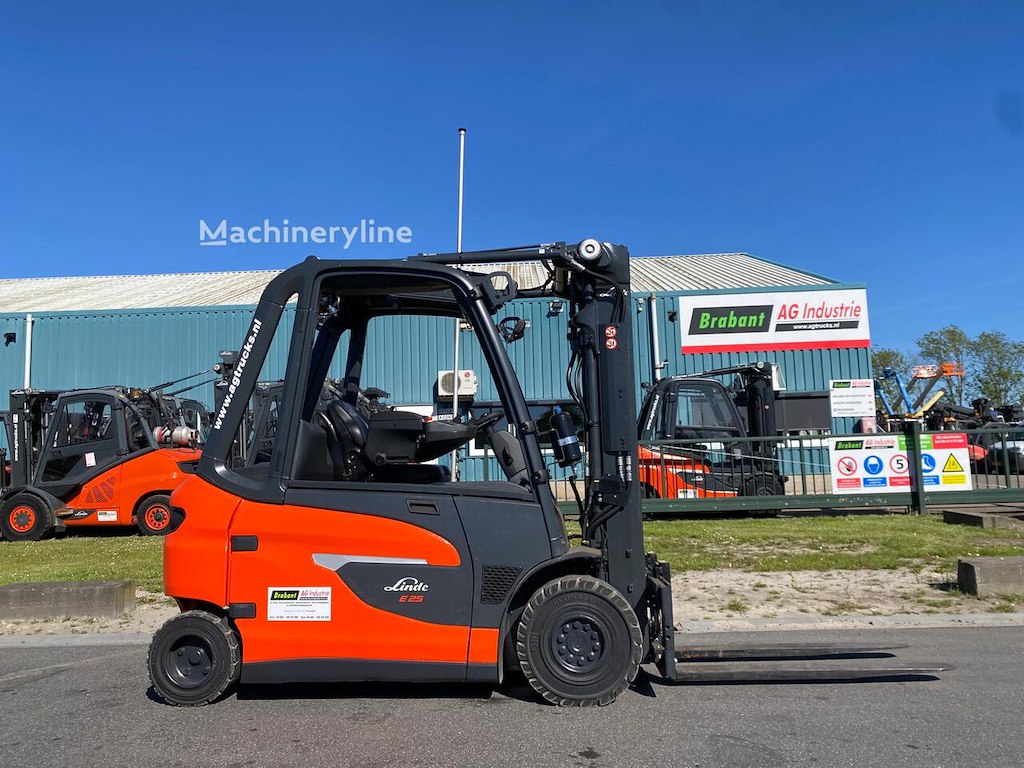 Linde E25L-01 električni viljuškar