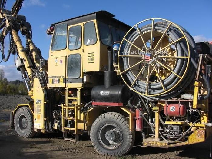 Atlas Copco ROCKET BOOMER 353 ES Jumbo Antideflagrante horizontalno bušeće postrojenje