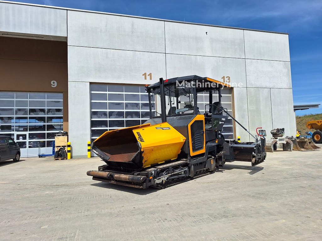 Ammann ABG Titan 8820 asfaltni finišer guseničar