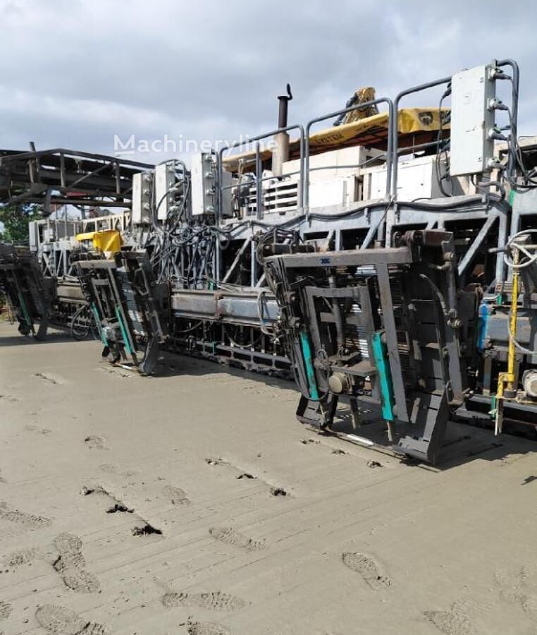 Wirtgen SP1500 finišer za beton