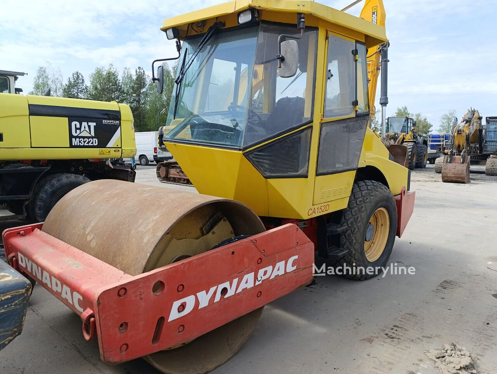 Dynapac CA 152 D kompaktor s jednim valjkom