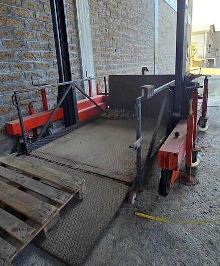 Montacarichi MP Elevatori 2M - Freight elevator jarbolna penjajuća platforma