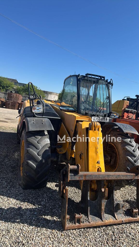 Osovina za JCB T4i teleskopskog utovarivača