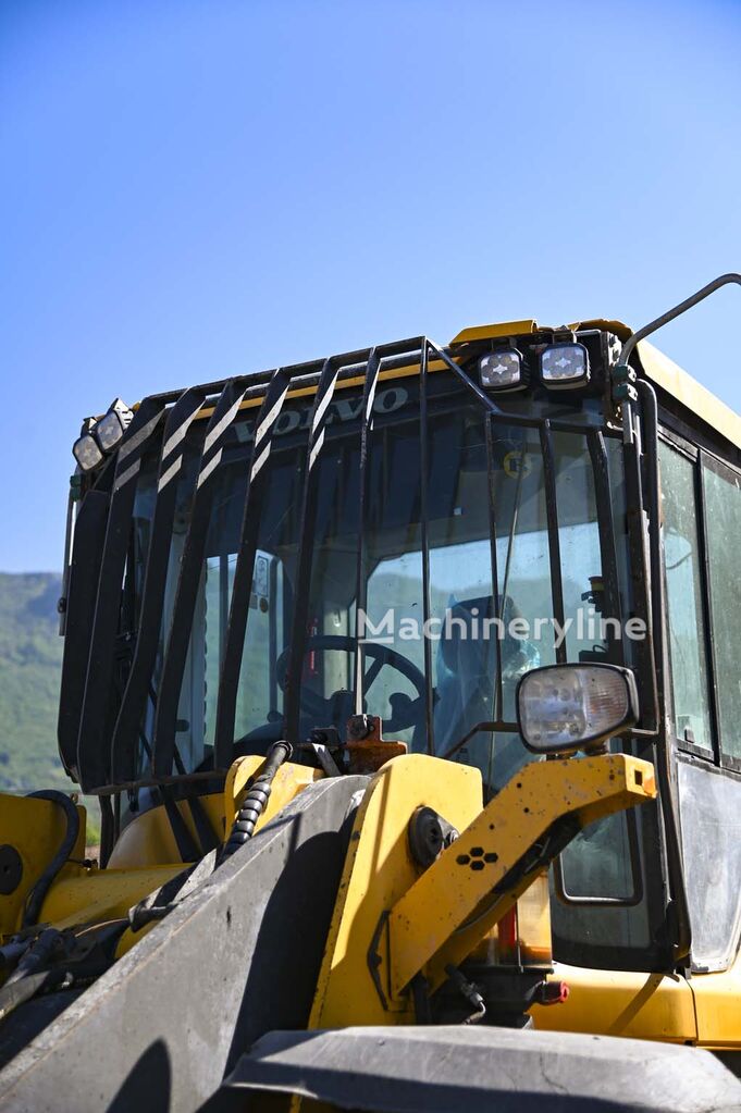 17405509 staklena rešetka za Volvo L60H, L70H, L90H, L110H, L120H, L150H, L180H, L220H, L260H, L350H prednjeg utovarivača
