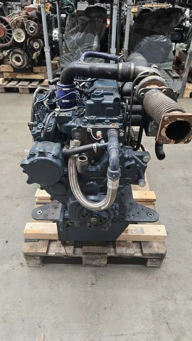 Kubota V3300-T motor za Bobcat S220 S250 T250 mini utovarivača