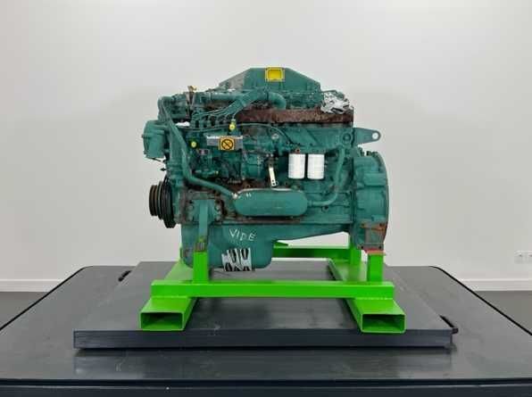 Volvo TD63KBE motor za Volvo L90D L70D L110D L120D prednjeg utovarivača