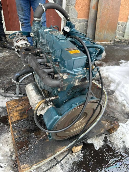 Kubota V2403 motor za bagera-utovarivača