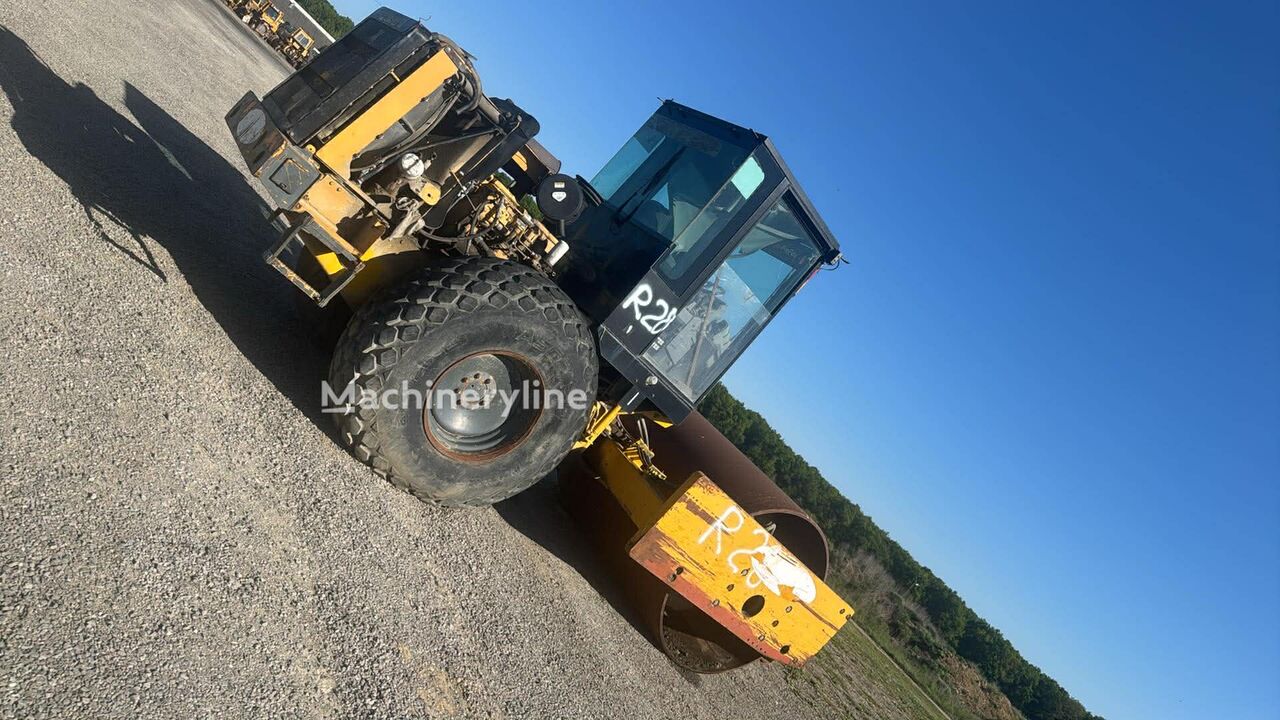 Kabina za Caterpillar CS 583 D sekačice asfalta