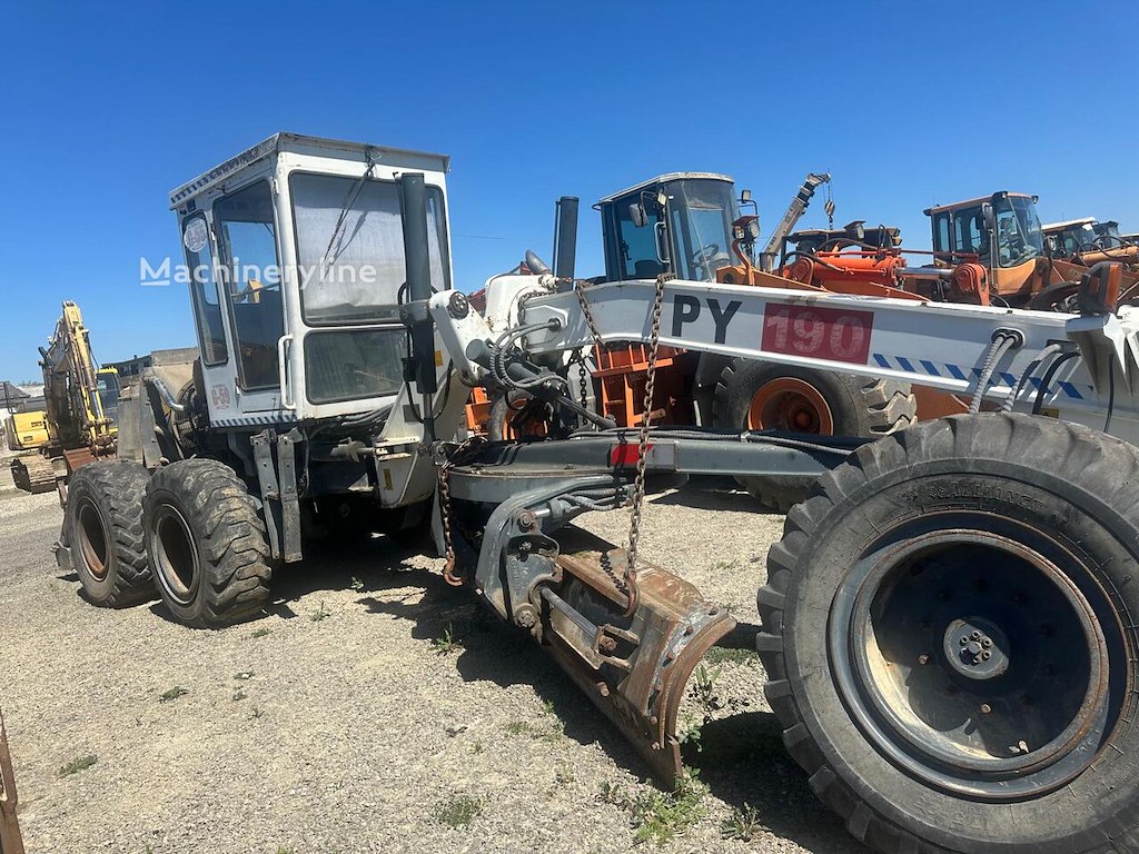 Osovina za Zoomlion PY190 grejdera