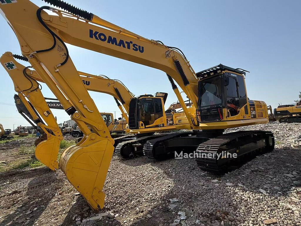 Komatsu PC240-8 bager guseničar