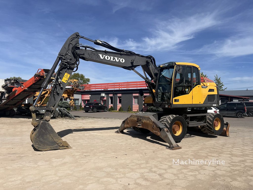 Volvo EW 140 bager točkaš