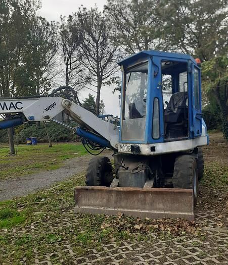 Gallmac WMW 100 Escavatore gommato bager točkaš