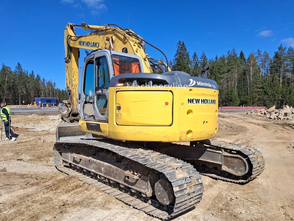 New Holland E235BSR-2 bager guseničar