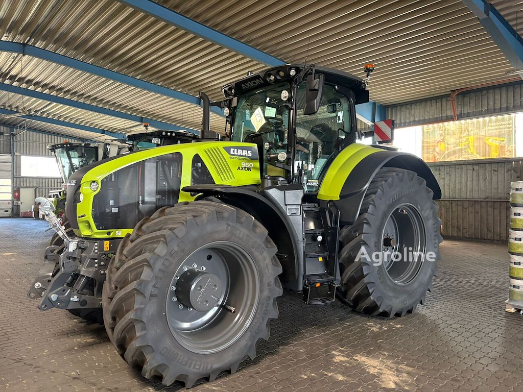 Novi Claas Axion 960 CMATIC Night Edition traktor točkaš