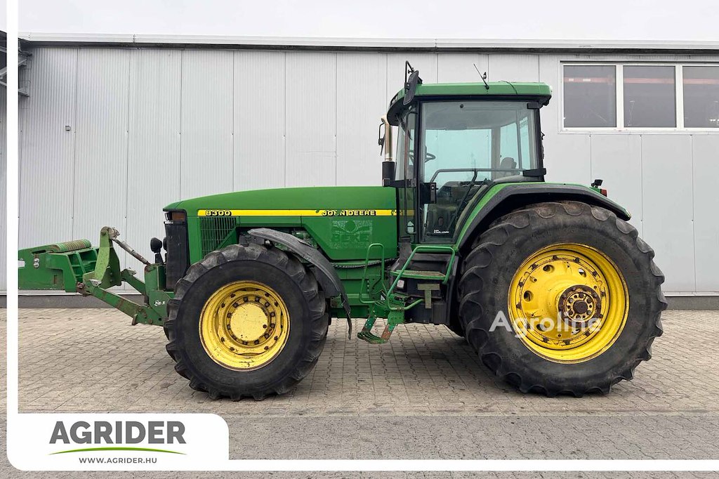 John Deere 8300 traktor točkaš