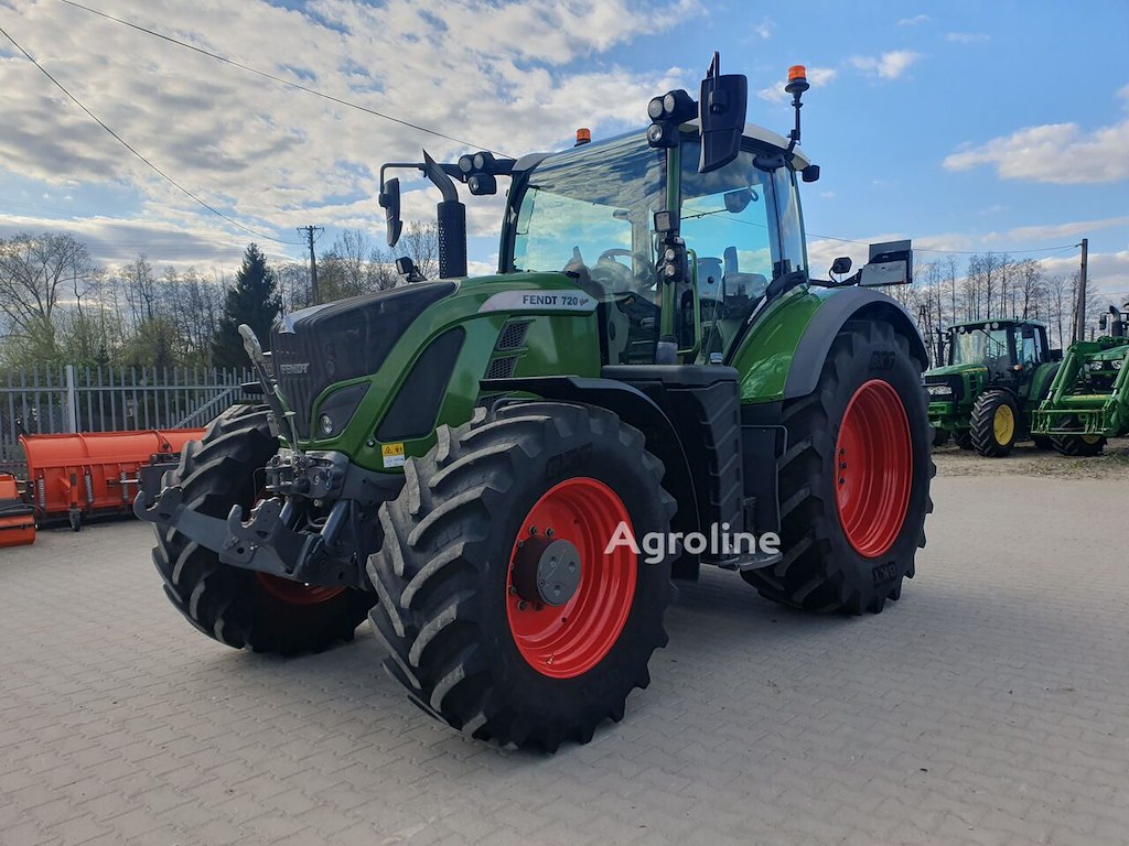 Fendt 720 PowerPlus traktor točkaš
