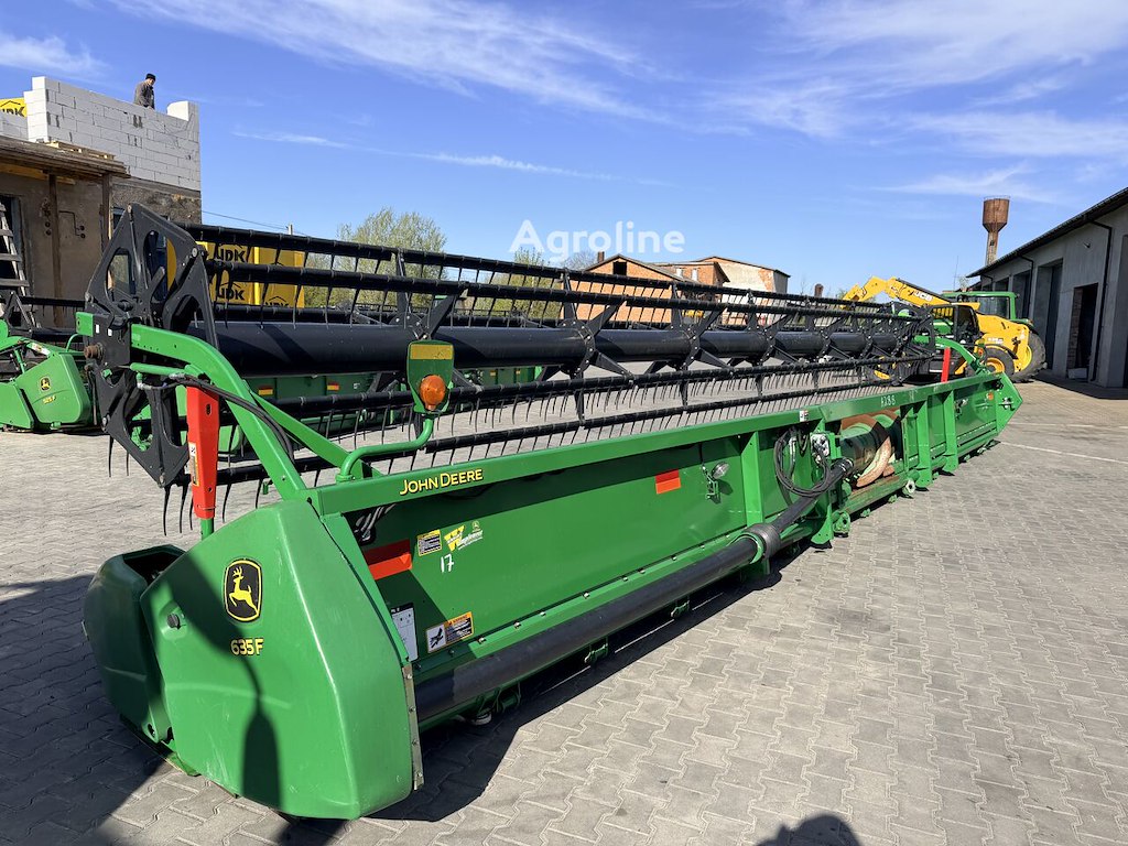 John Deere 635F adapter za žito