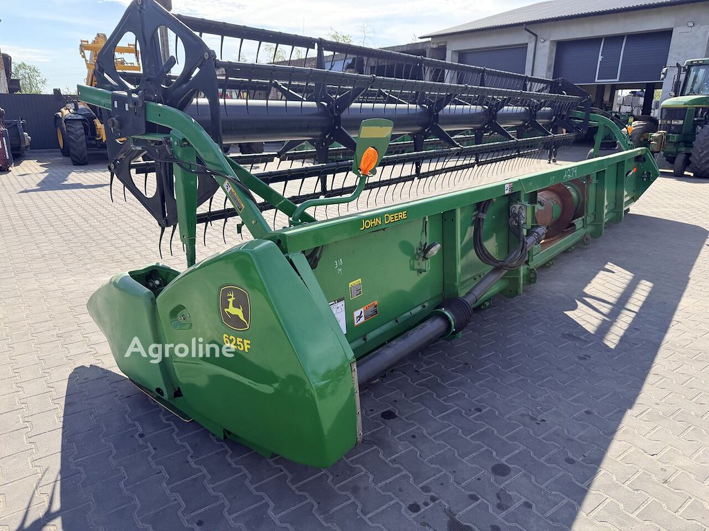 John Deere F625 adapter za žito