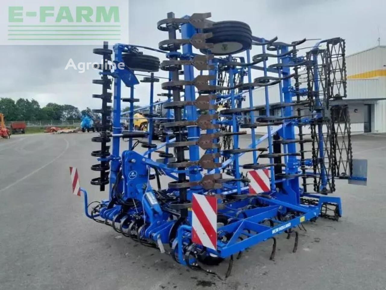 New Holland sbmv650 kultivator