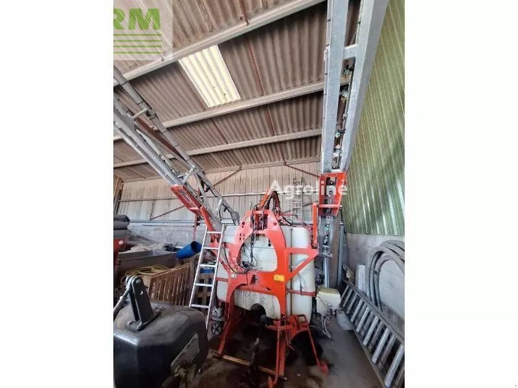 Kuhn deltis1200 vučena prskalica