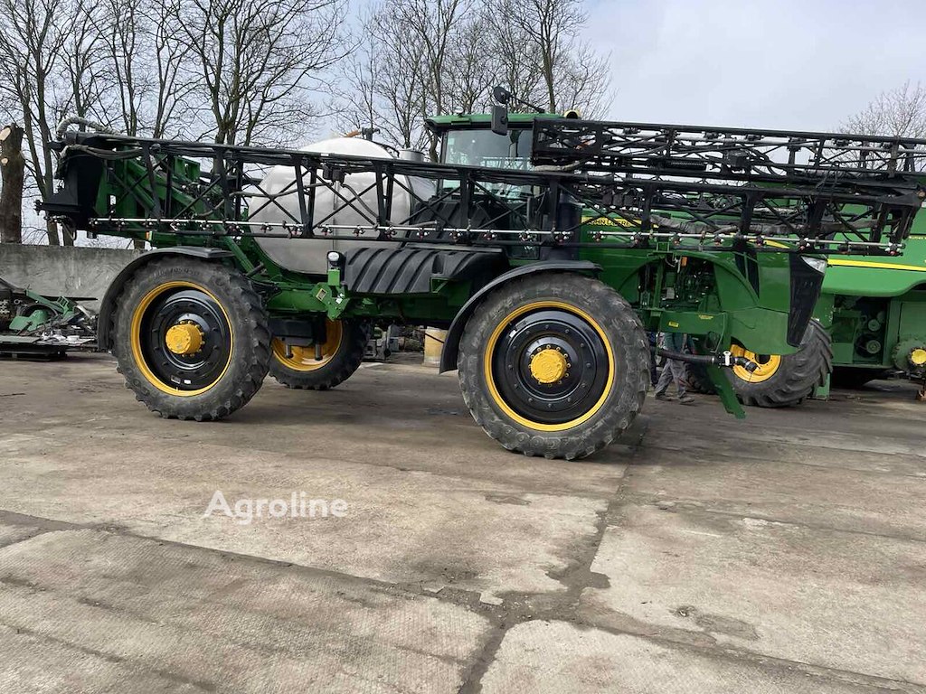John Deere 4940 samohodna prskalica