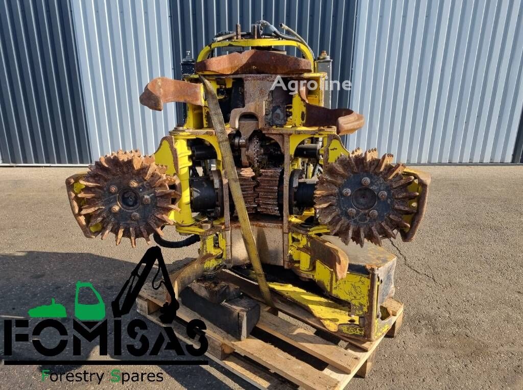 John Deere H413 glava harvestera