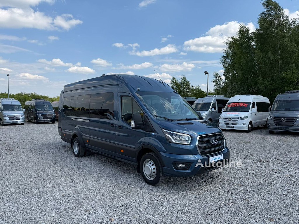 Novi Ford Transit putnički minibus