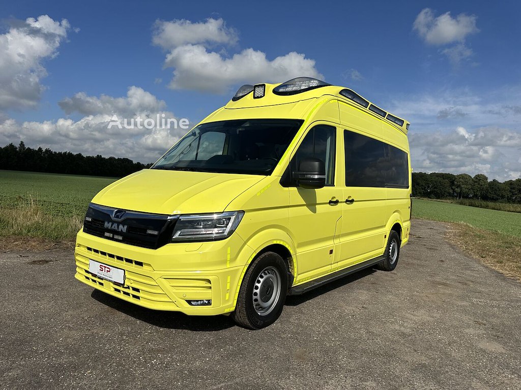 MAN TGE 3.180 C ambulance vozilo hitne pomoći