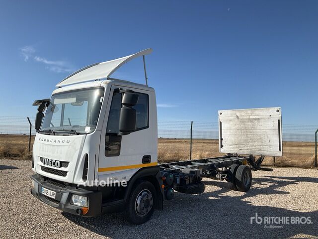 Prodaje se IVECO Eurocargo 180 kamion šasija na aukciji
